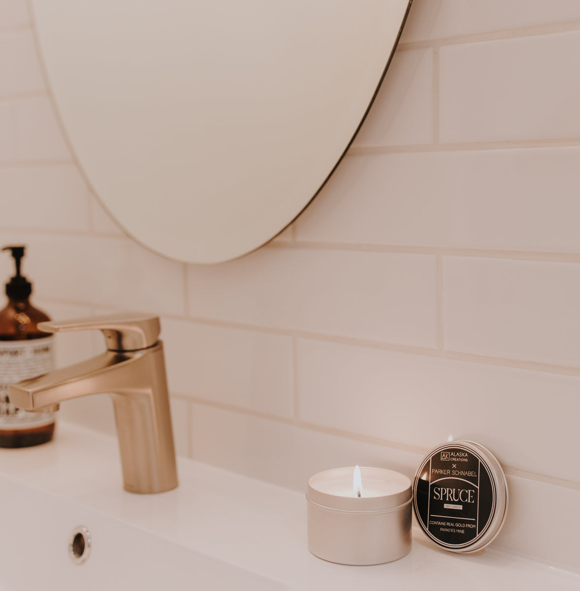 PS X AKC Hand-Poured Spruce Gold Candle – Alaska Creations